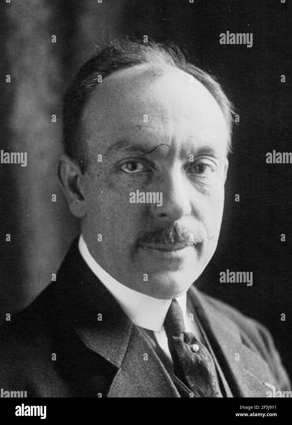 Paul reboux Banque de photographies et d’images à haute résolution - Alamy