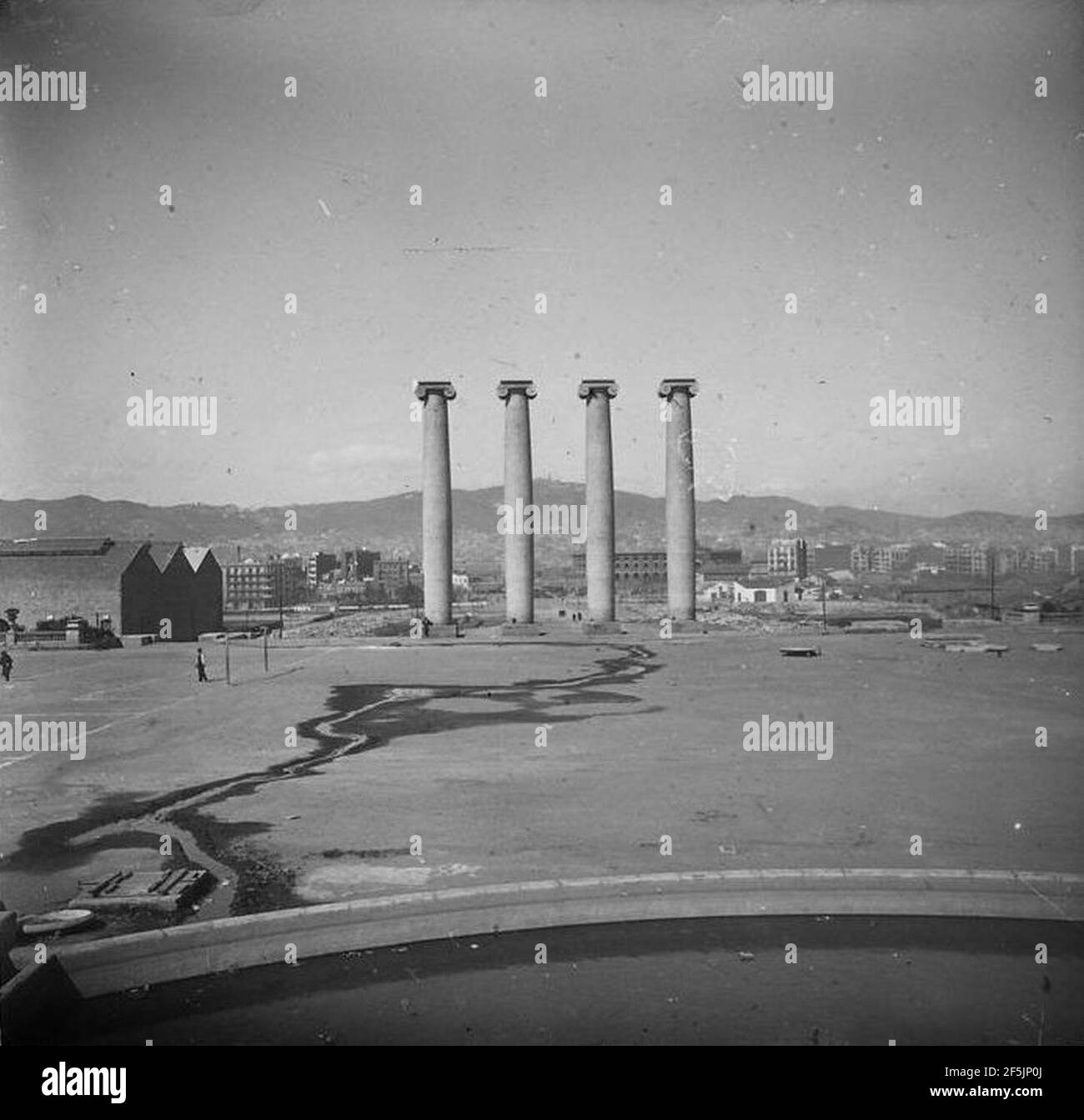 Quatre columnes Banque de photographies et d’images à haute résolution ...