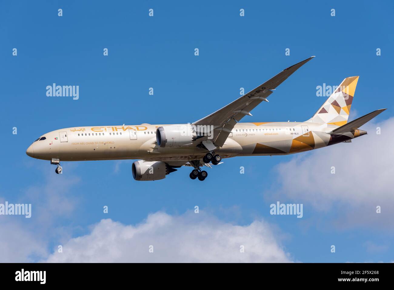 Etihad airways boeing 787 dreamliner Banque de photographies et d ...