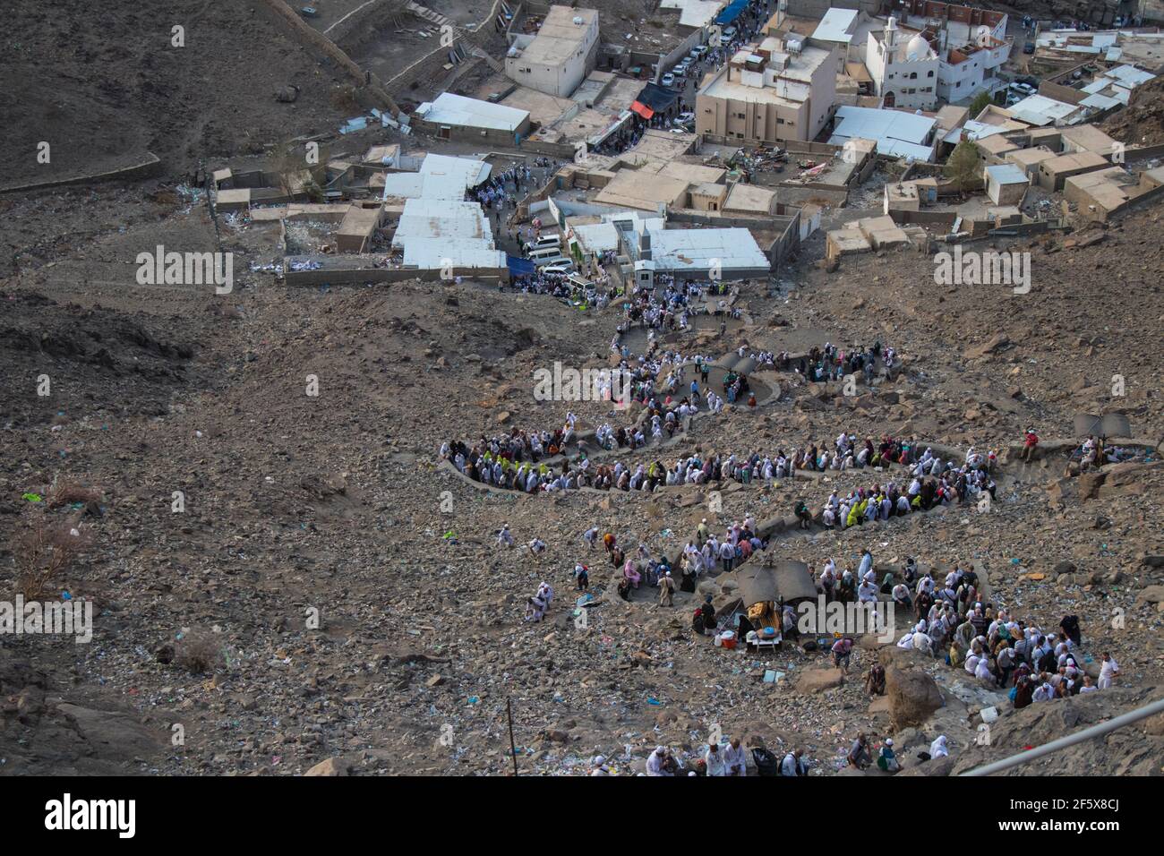 Cave of hira Banque de photographies et d’images à haute résolution - Alamy