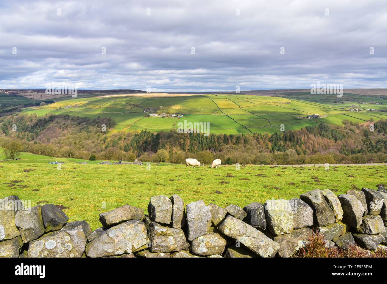 Shackleton moor hebden bridge Banque de photographies et d’images à ...