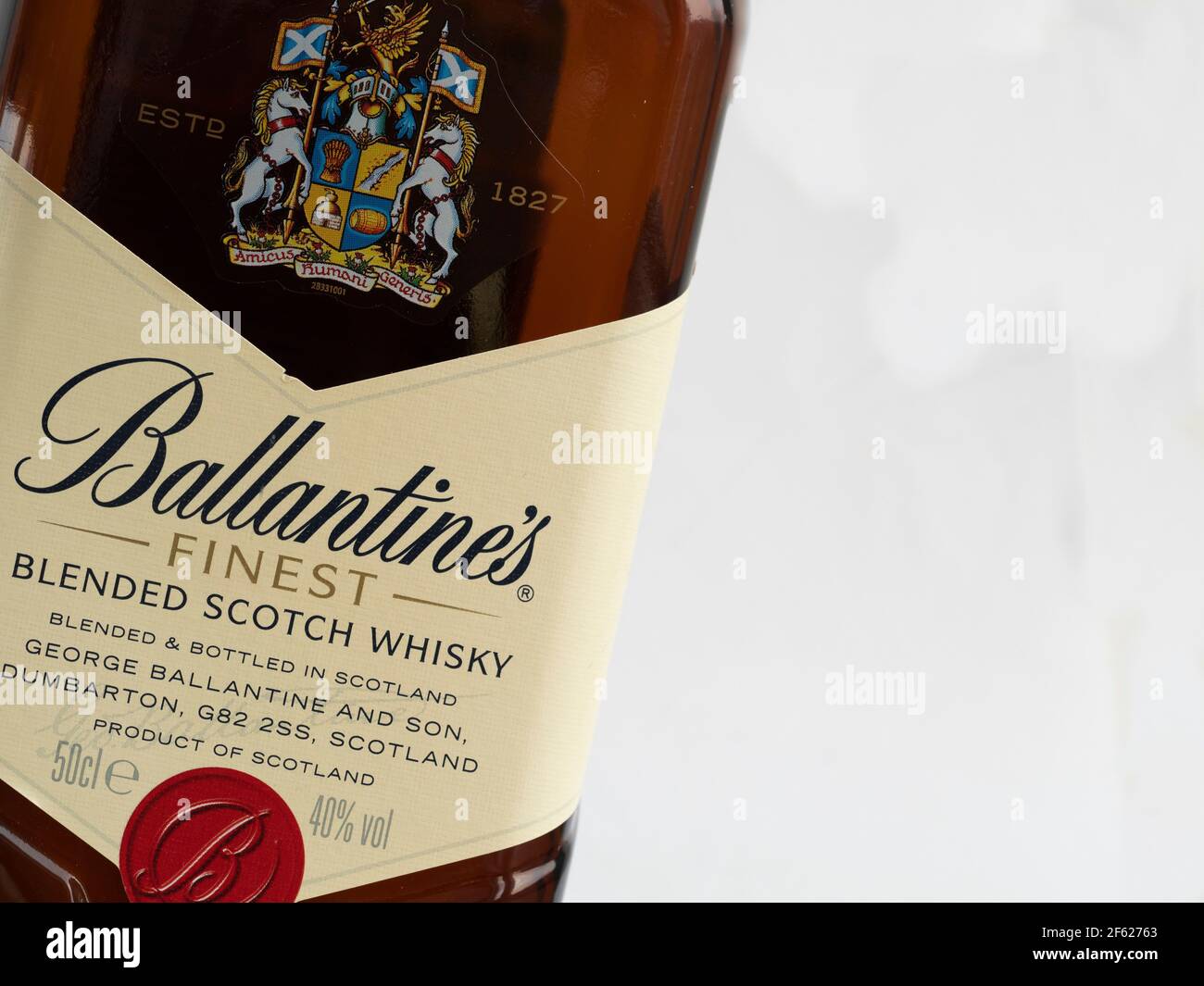 Pernod ricard logo Banque de photographies et d’images à haute ...