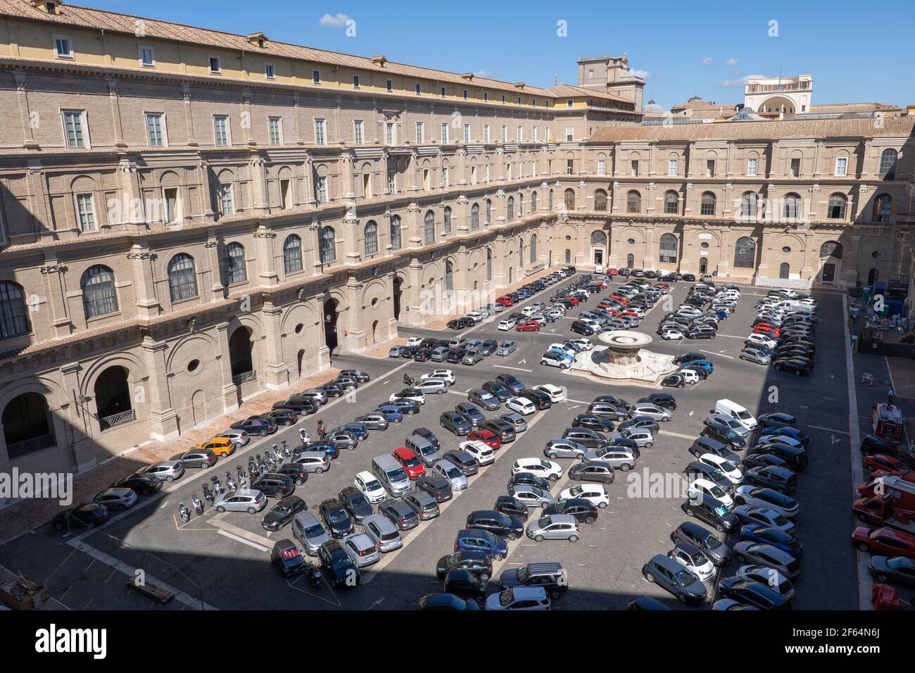 Belvedere courtyard vatican Banque de photographies et d’images à haute ...