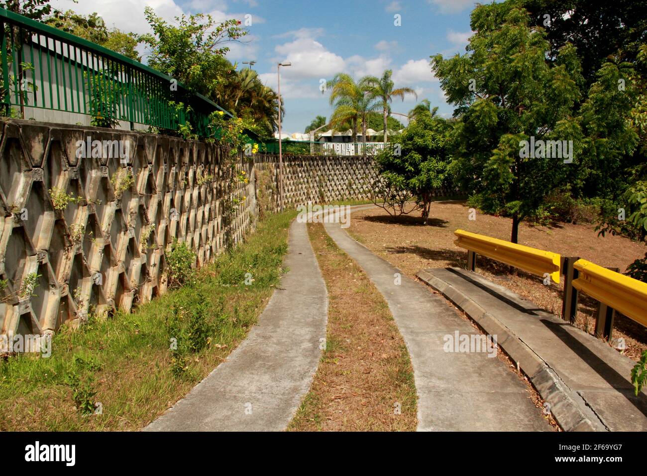 salvador, bahia / brésil - 12 décembre 2012: Vue de l'hôpital Sarah ...