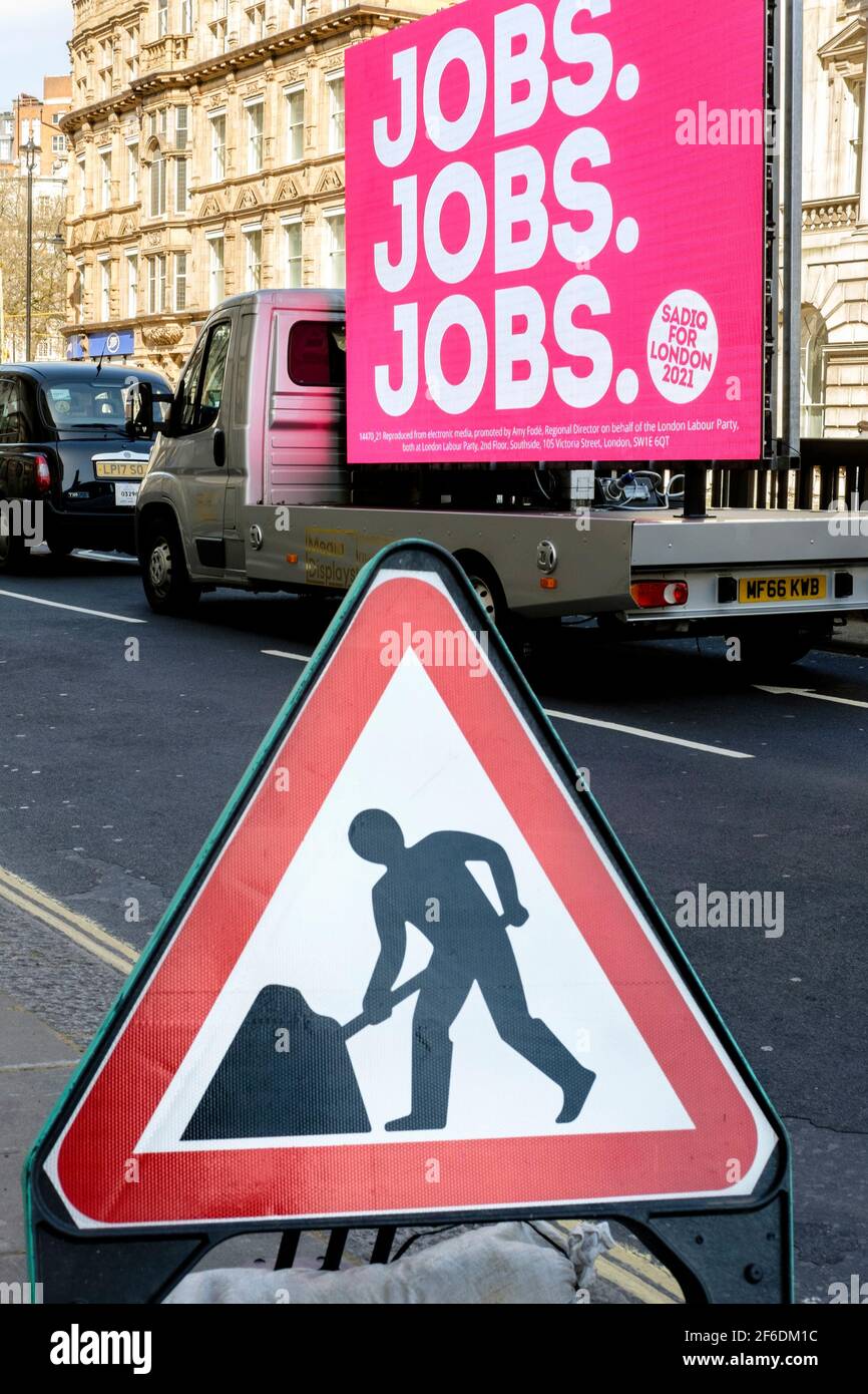 Panneau publicitaire mobile Banque de photographies et d’images à haute ...