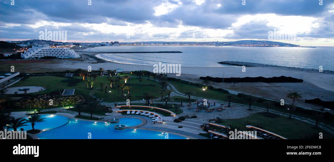 Paysage plage de sable tanger Banque de photographies et d’images à ...