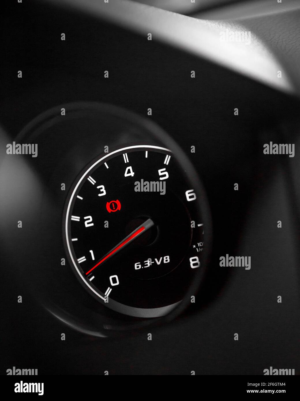 Compte tours du tableau de bord Banque de photographies et d’images à ...