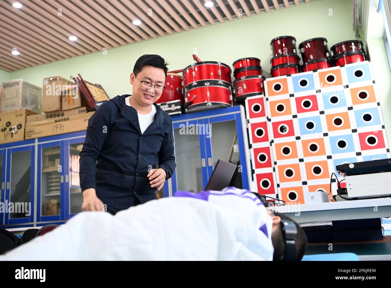 Exprimer des émotions Banque de photographies et d’images à haute ...