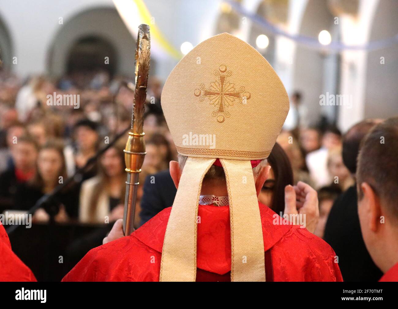 Confirmation catholique Banque de photographies et d’images à haute ...