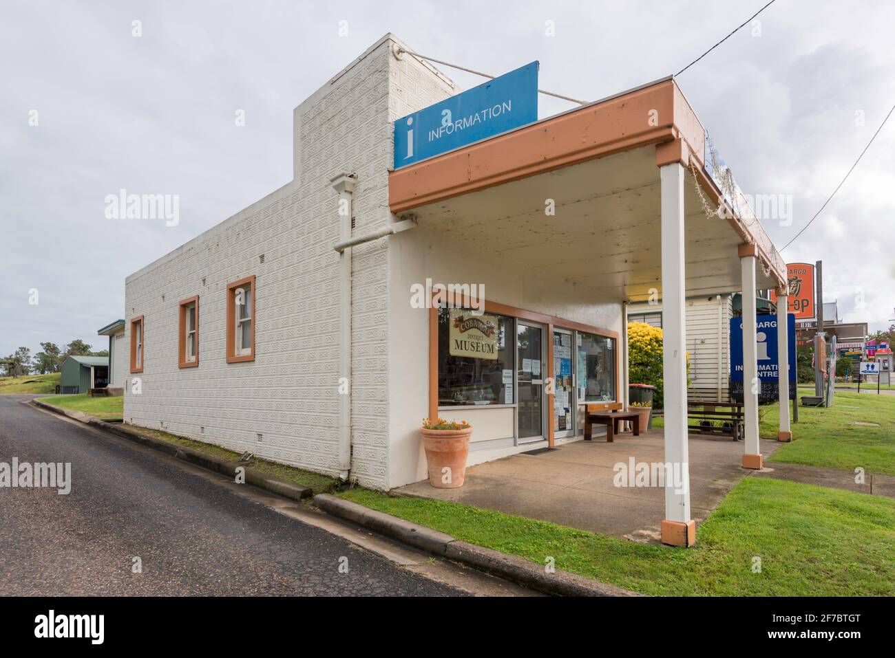 Le musée du quartier de Cobargo occupe un bâtiment en briques peintes ...
