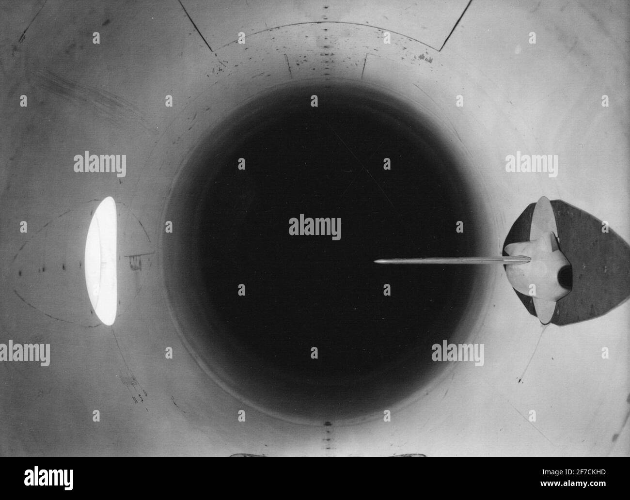 Exemple de modèle de tunnel aérodynamique - demi-modèle de l'avion Saab ...