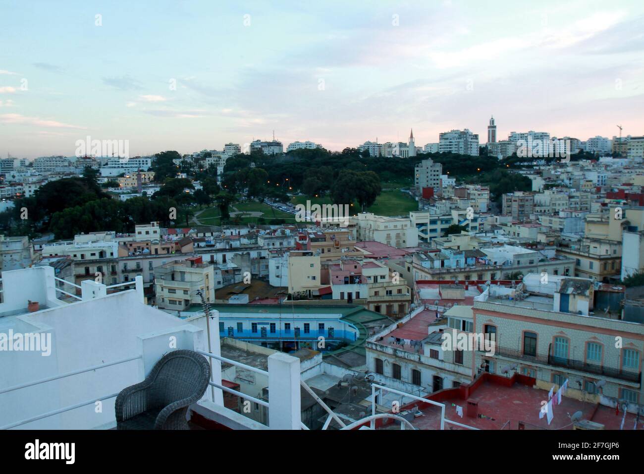 Les rues du maroc Banque de photographies et d’images à haute ...