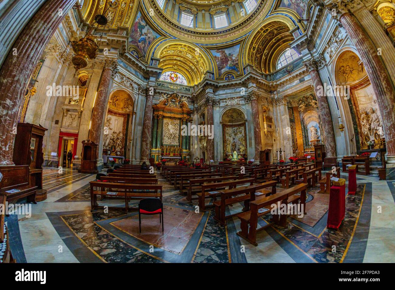 Chiesa di santagnese in agone Banque de photographies et d’images à ...