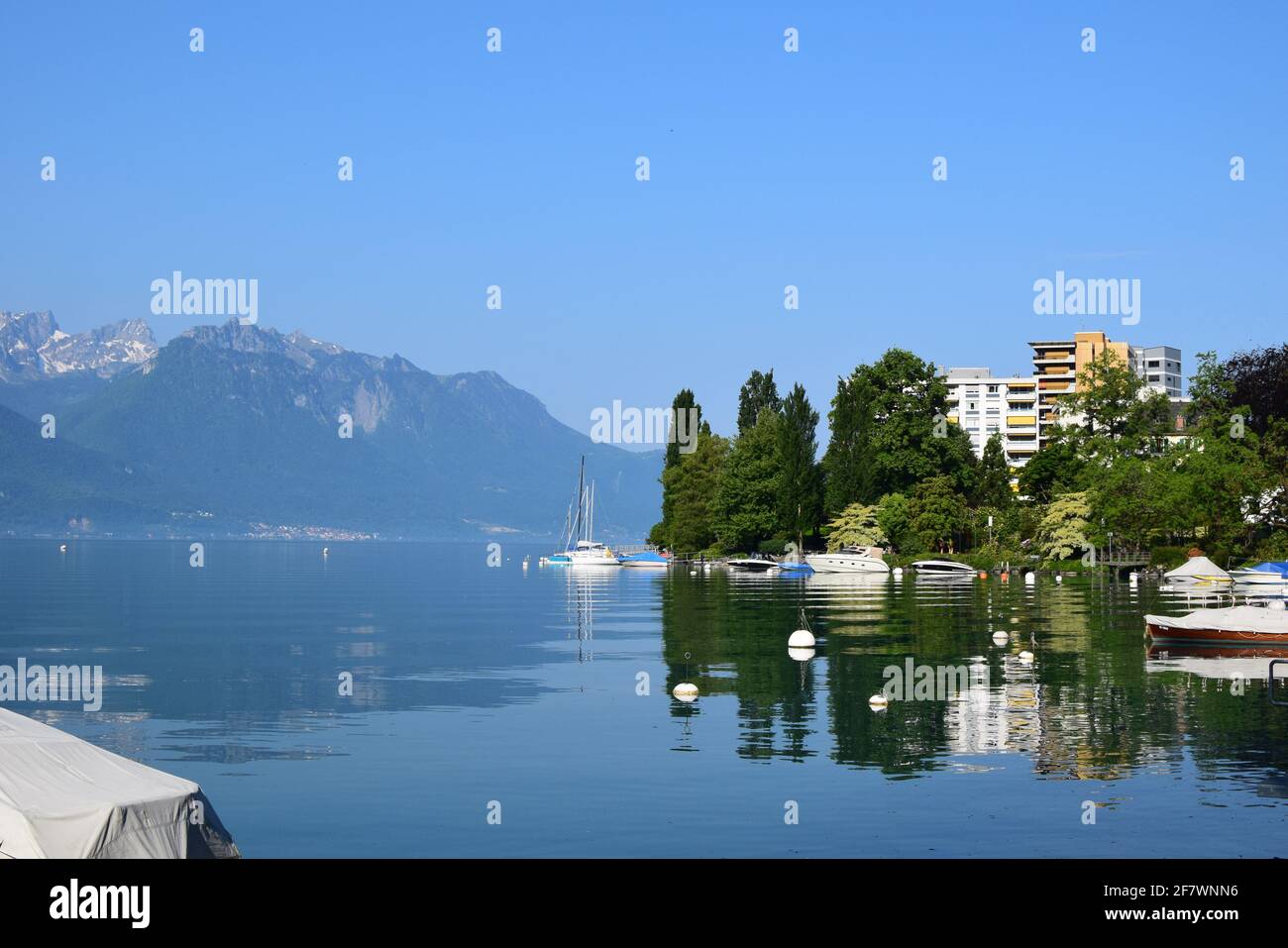Riviera de montreux Banque de photographies et d’images à haute ...