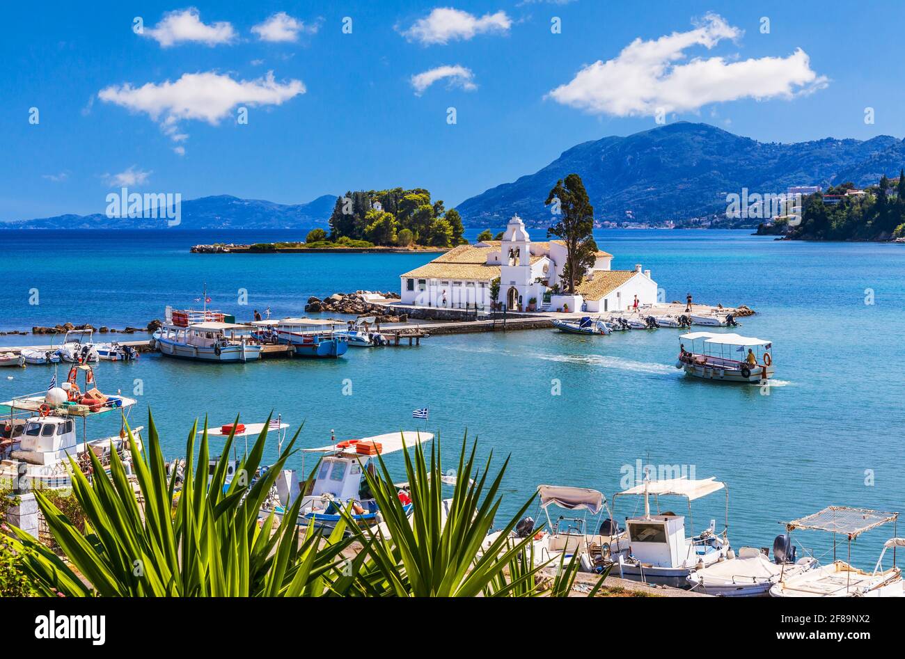 Corfou grèce Banque de photographies et d’images à haute résolution - Alamy
