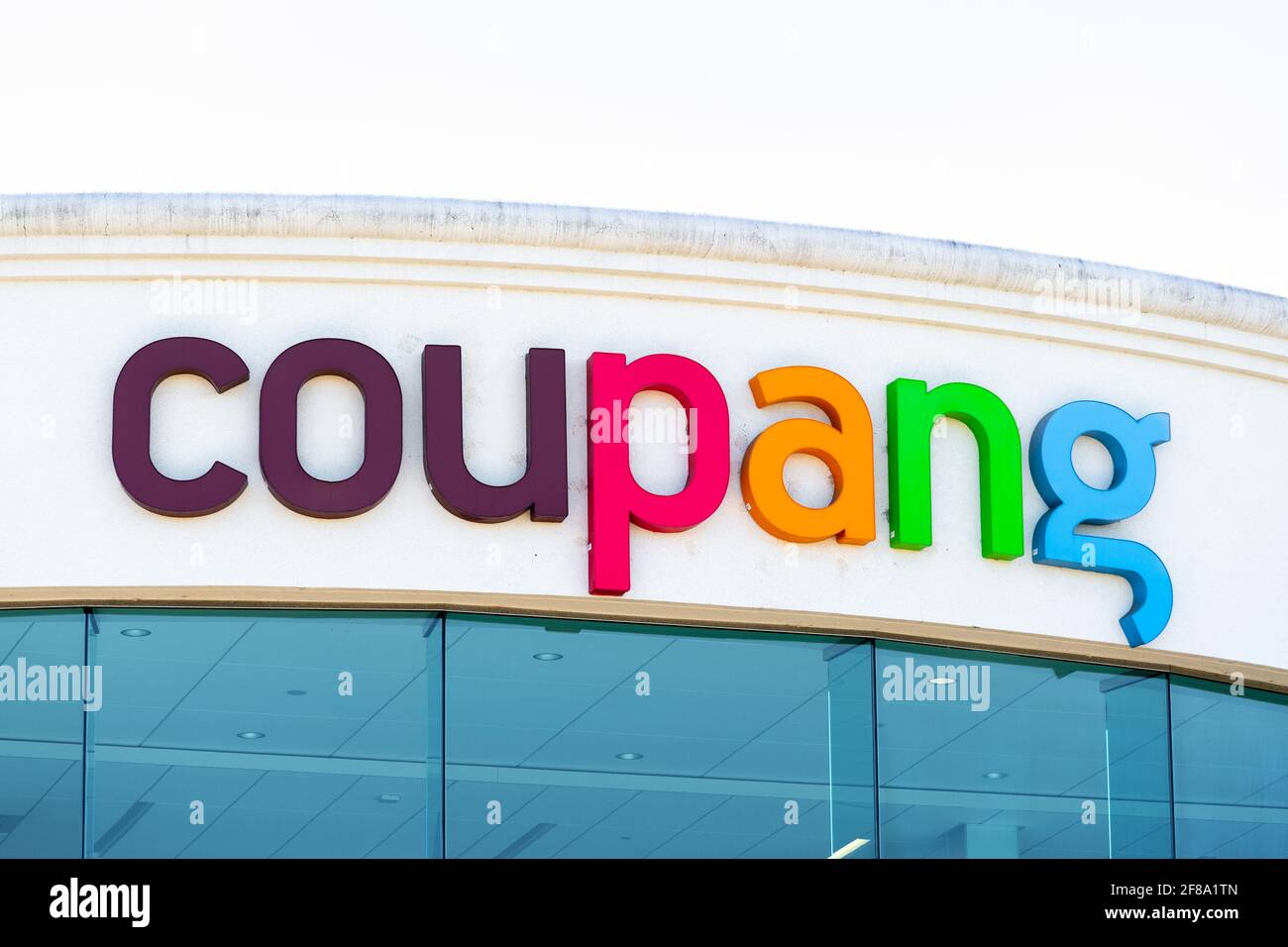 Logo coupang Banque de photographies et d’images à haute résolution - Alamy