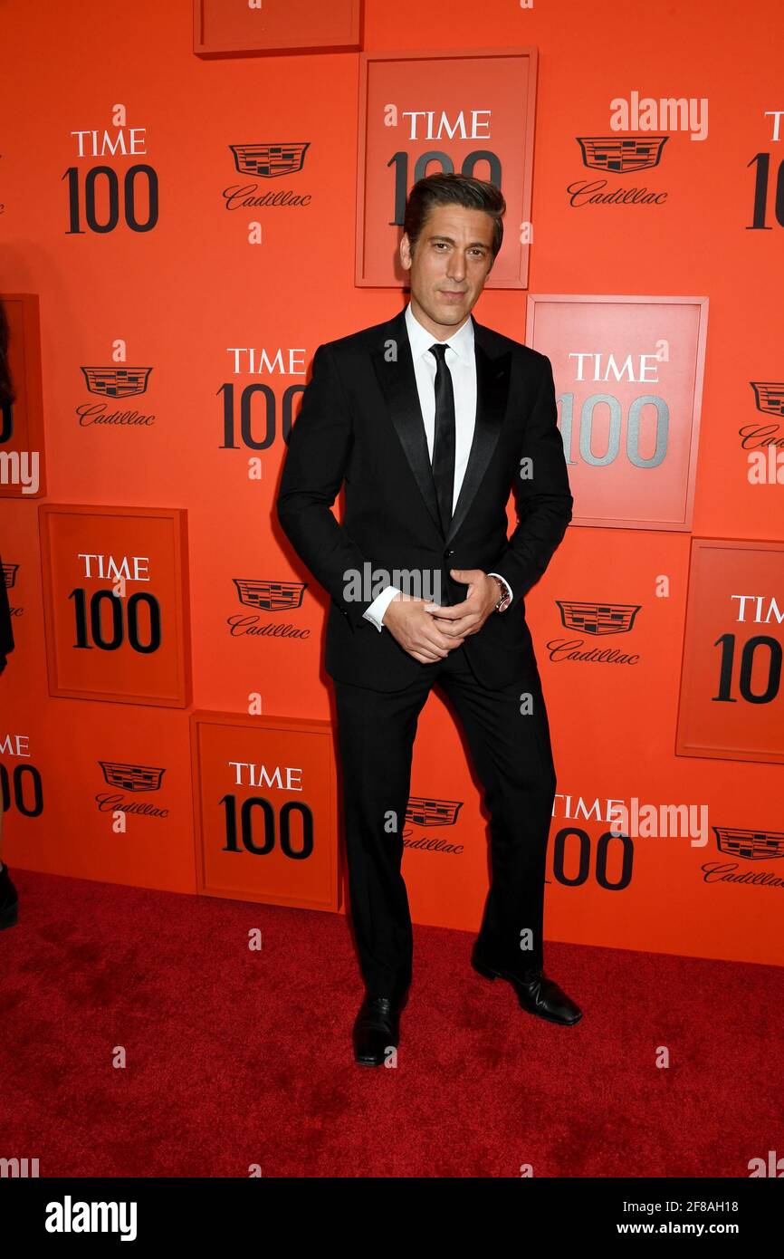 David Muir arrive au Gala Red Carpet 2019 FOIS 100 au Lincoln Center de ...