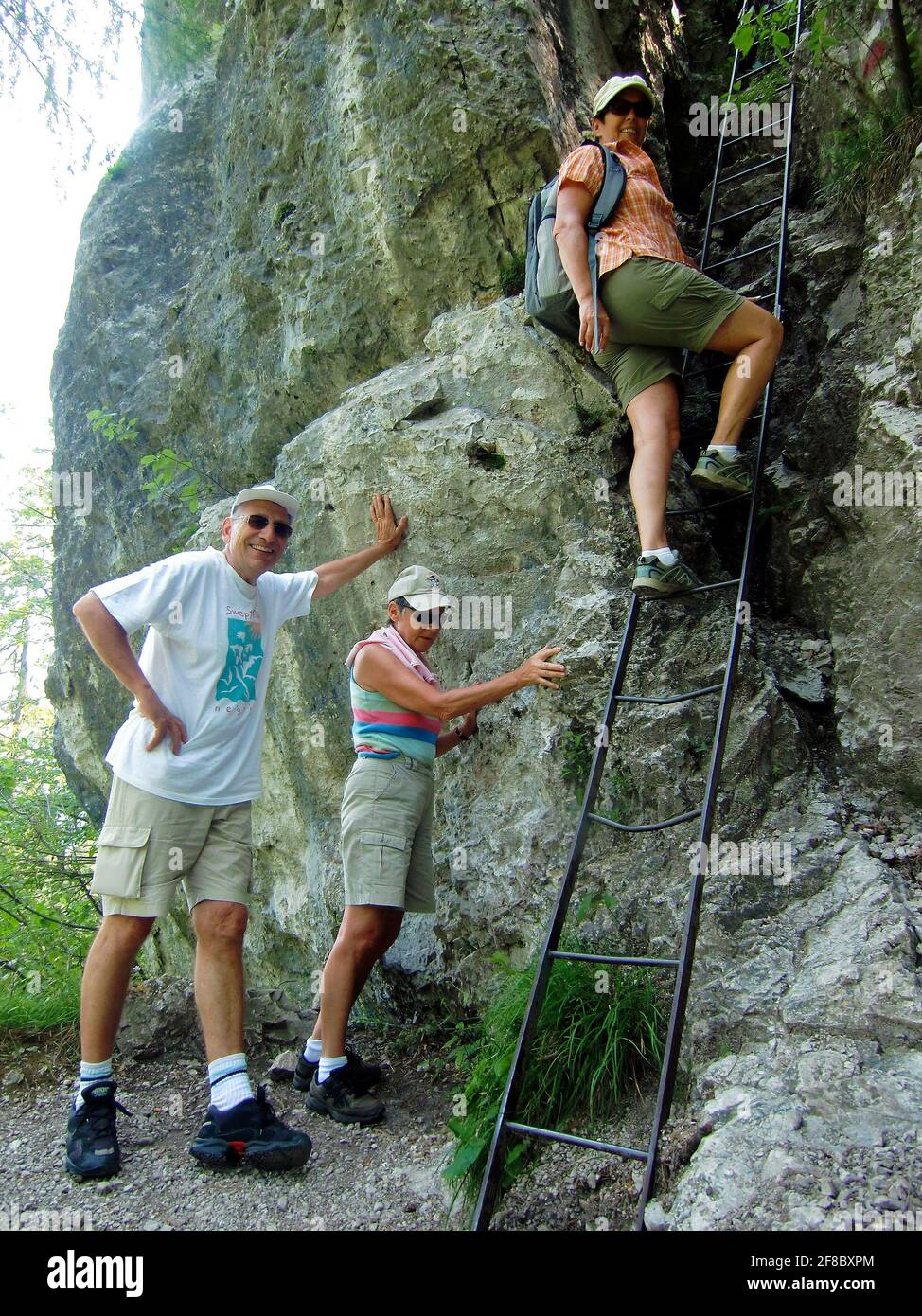 Ponts de corde Banque de photographies et d’images à haute résolution ...