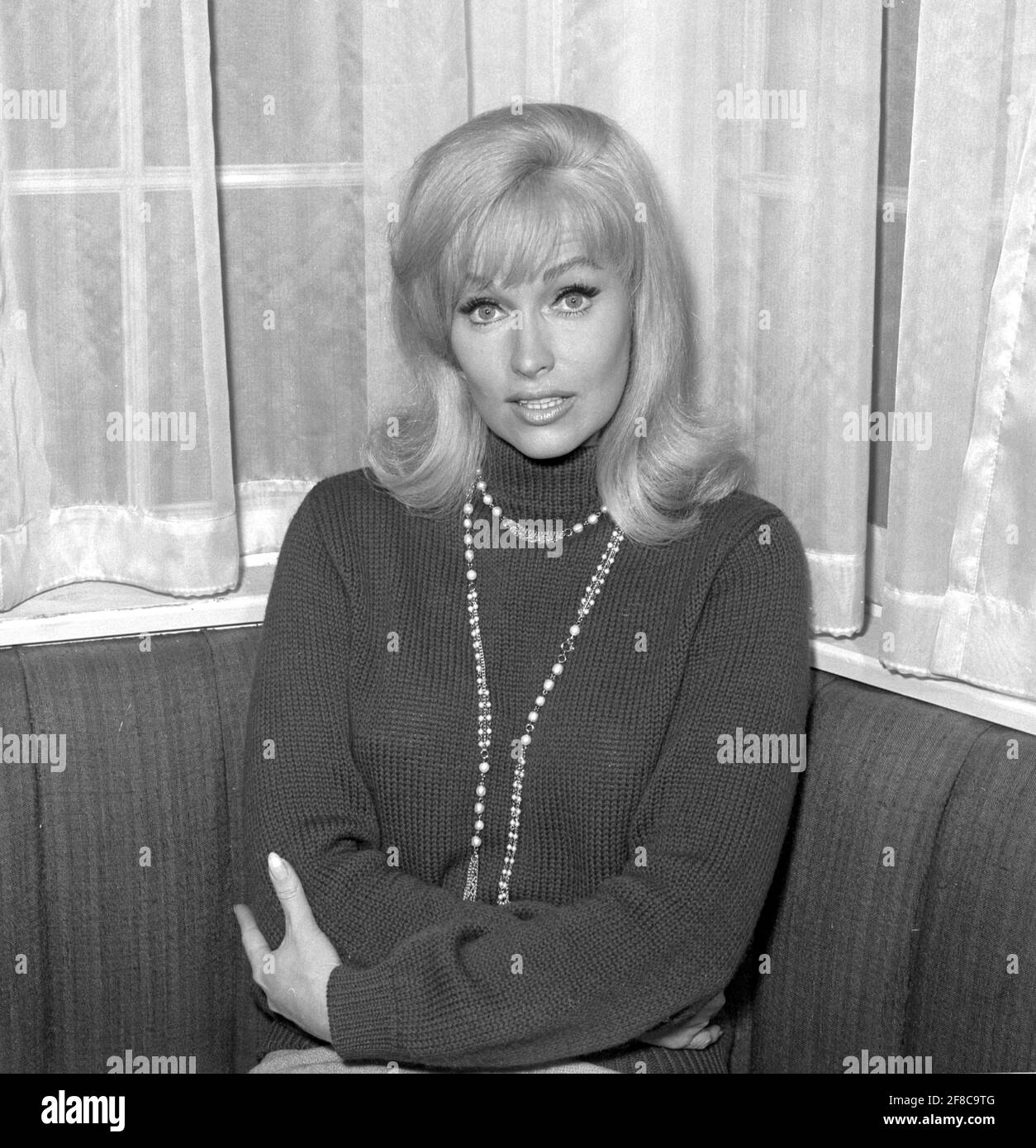 Karen steele karen steele karen Banque de photographies et d’images à ...