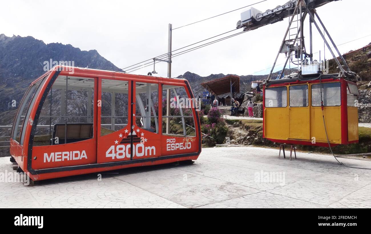 Merida cable car Banque de photographies et d’images à haute résolution ...