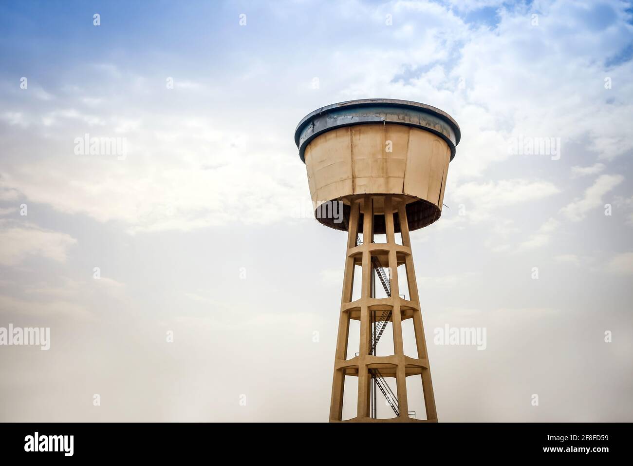 Water reservoir tower Banque de photographies et d’images à haute ...