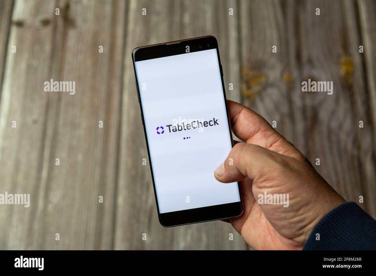 Application tablecheck Banque de photographies et d’images à haute résolution - Alamy