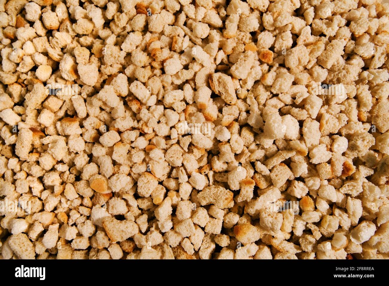 Bread cubes Banque de photographies et d’images à haute résolution - Alamy