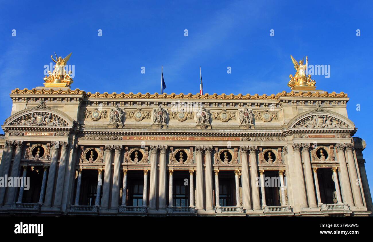 Bibliotheque de lopera garnier Banque de photographies et d’images à ...