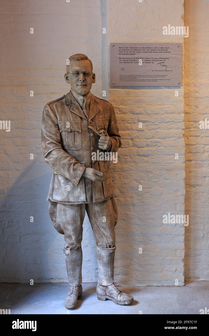 Statue du révérend anglican Philip Thomas Byard (Tubby) Clayton (1885 ...