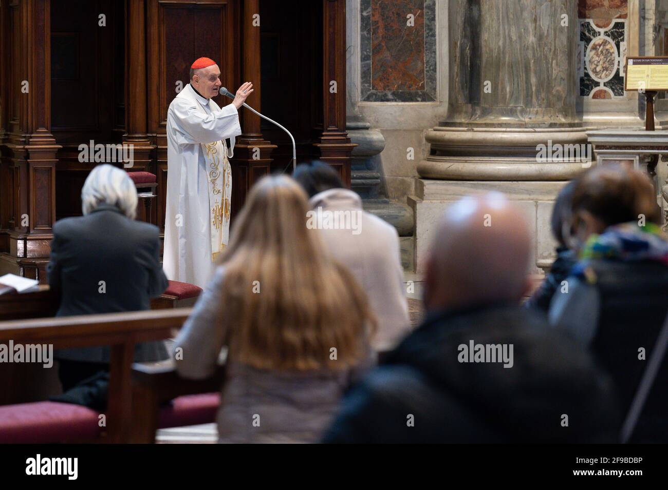 Le cardinal angelo comastri Banque de photographies et d’images à haute ...