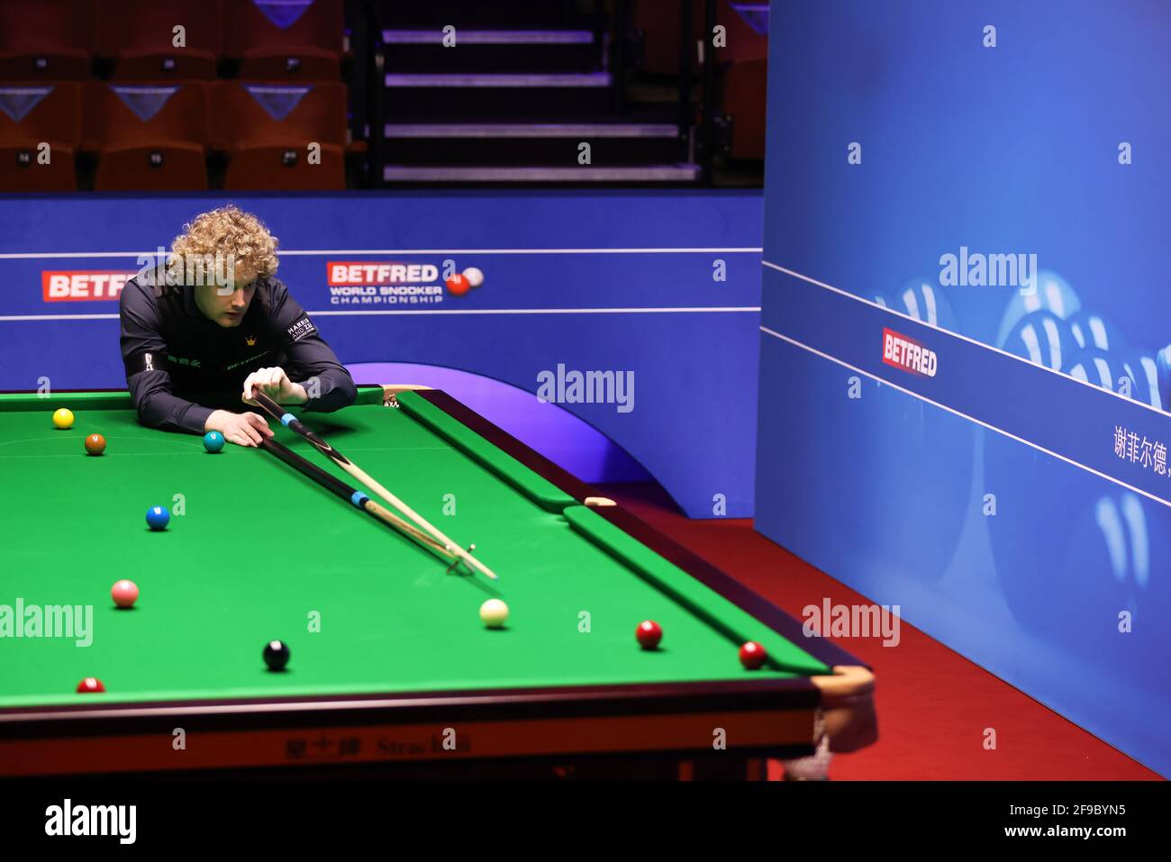 Neil Robertson lors des Championnats du monde de Snooker Betfred 2021 ...
