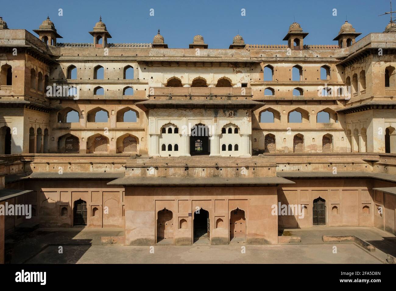 Raj mahal palace Banque de photographies et d’images à haute résolution ...