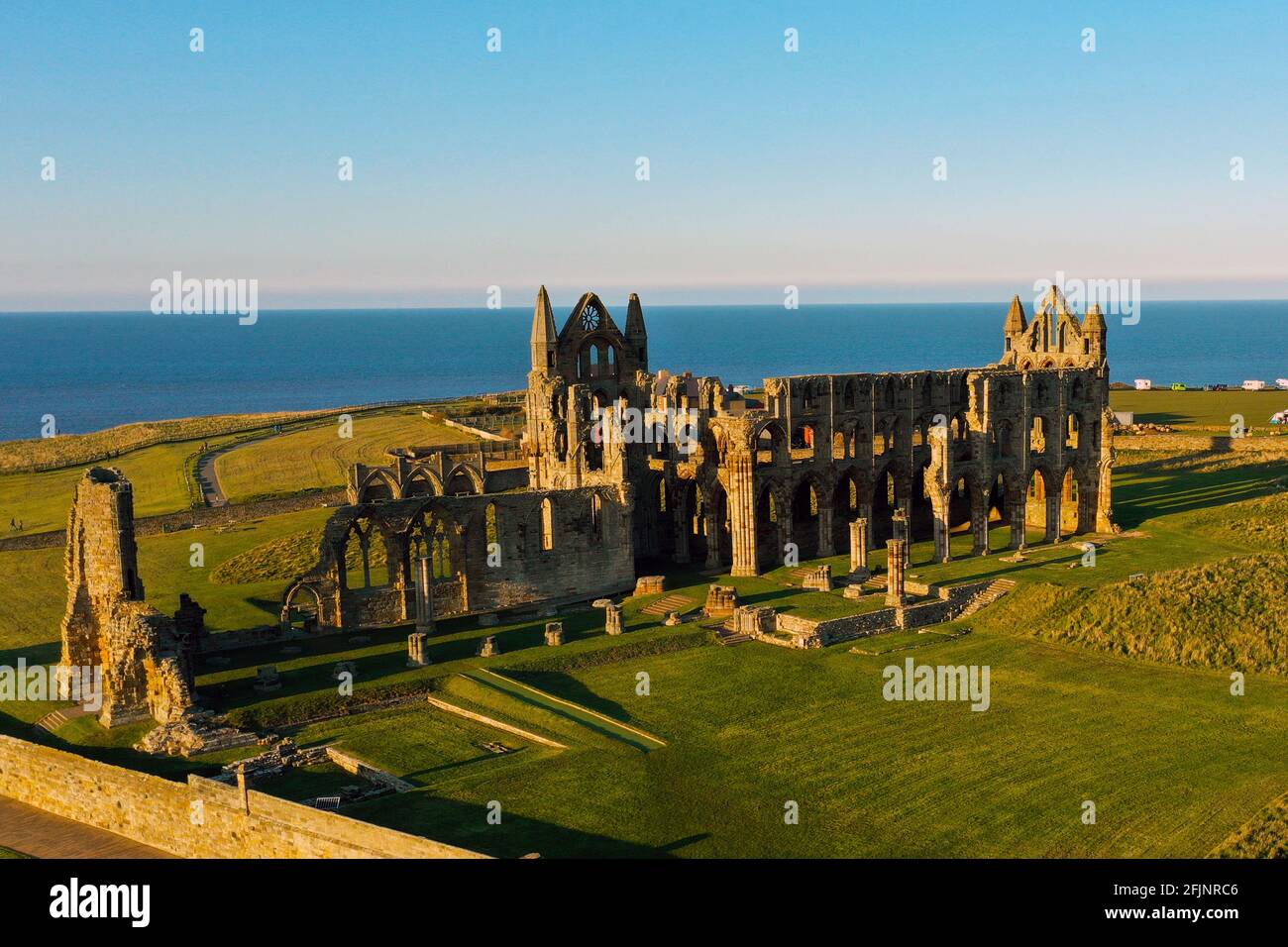 Whitby Abbey View Banque d'image et photos - Alamy