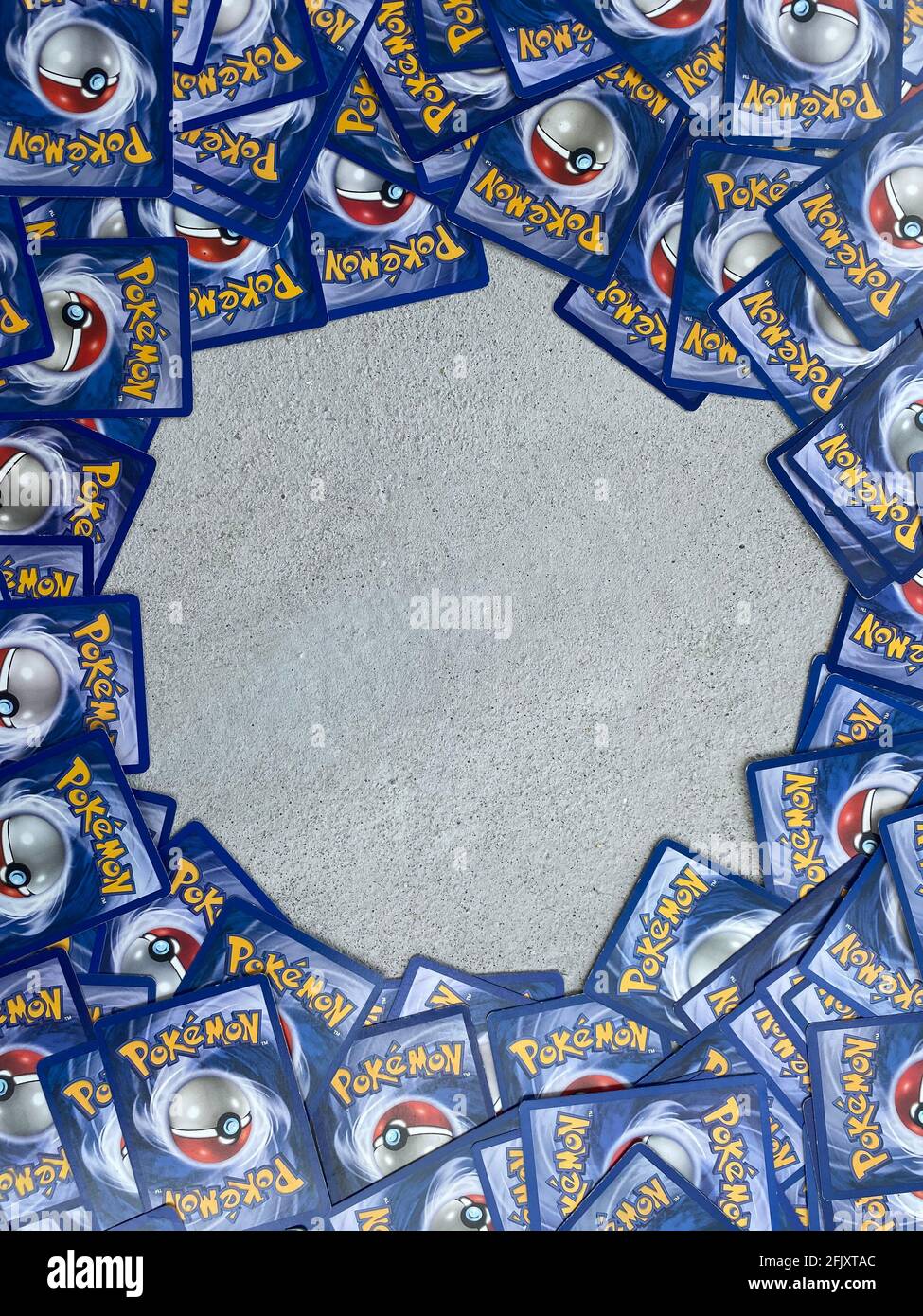 Pokemon trading cards Banque de photographies et d’images à haute ...