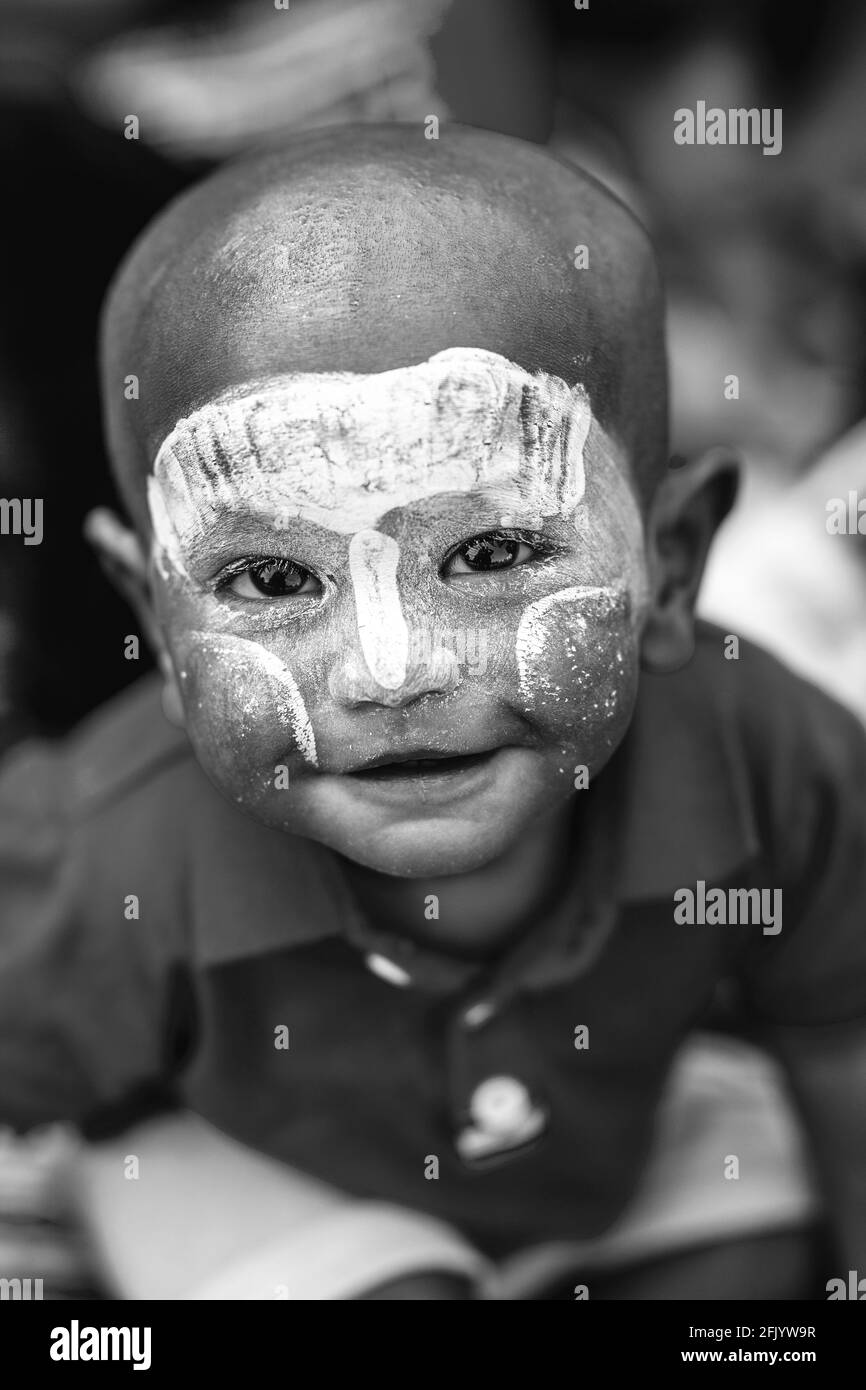 Attachant personne Banque d'images noir et blanc - Alamy