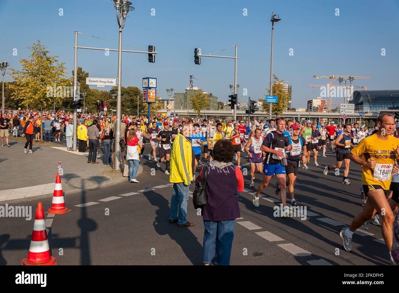 Spectateurs du marathon de berlin Banque de photographies et d’images à ...