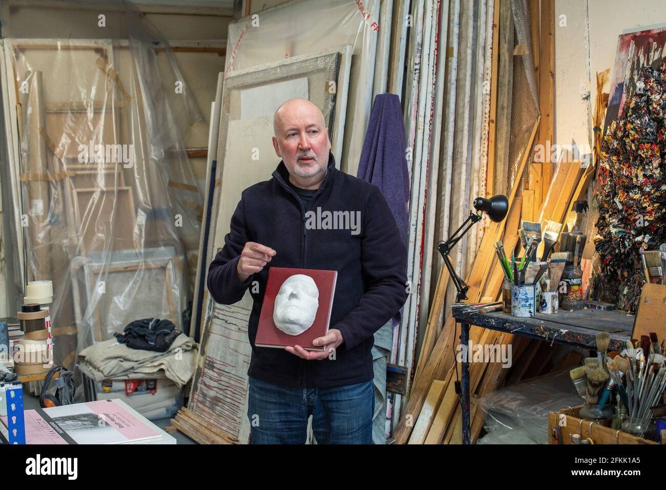 Ken currie Banque de photographies et d’images à haute résolution - Alamy