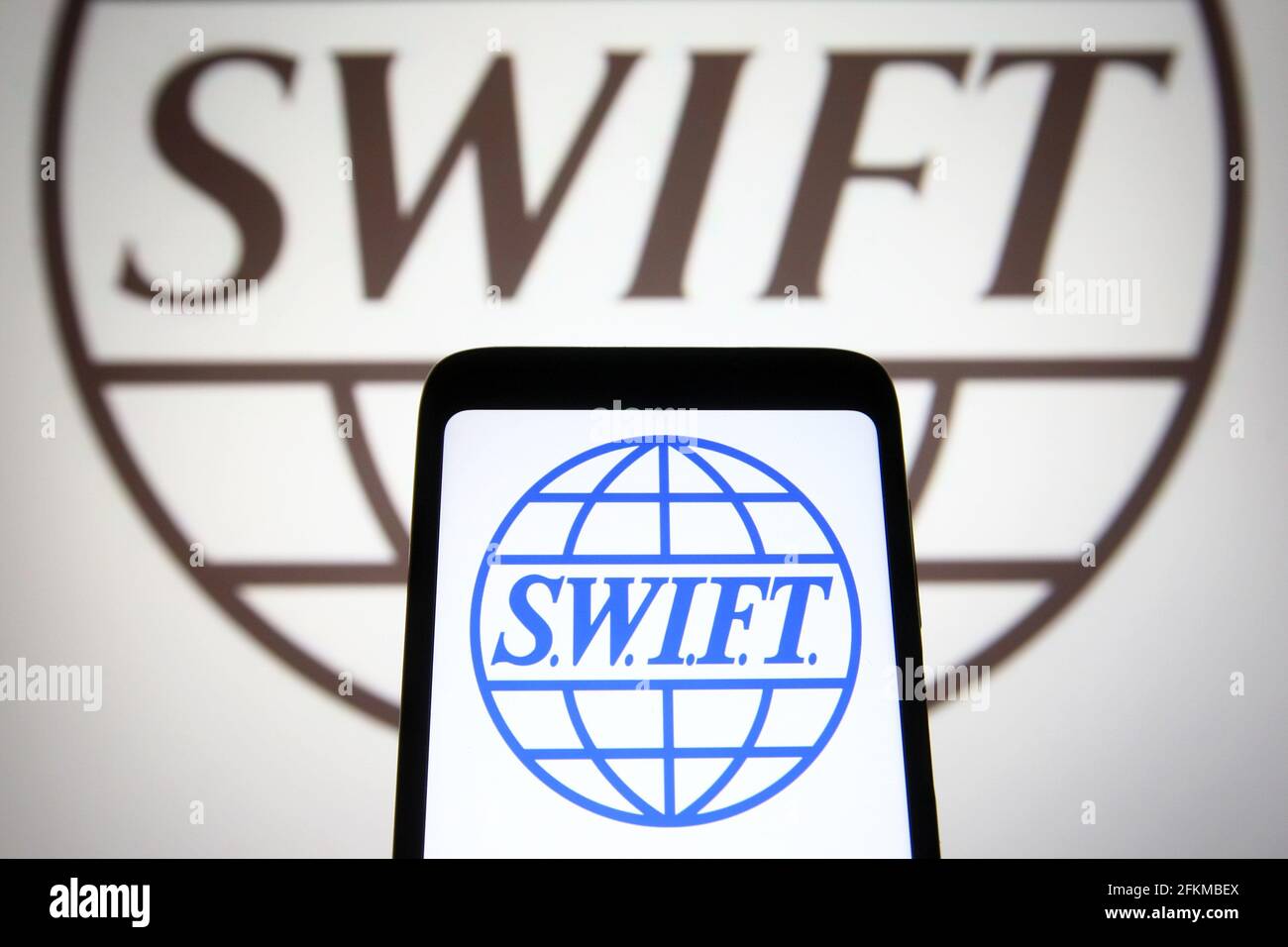 Dans cette illustration, un logo SWIFT (Society for Worldwide Interbank ...