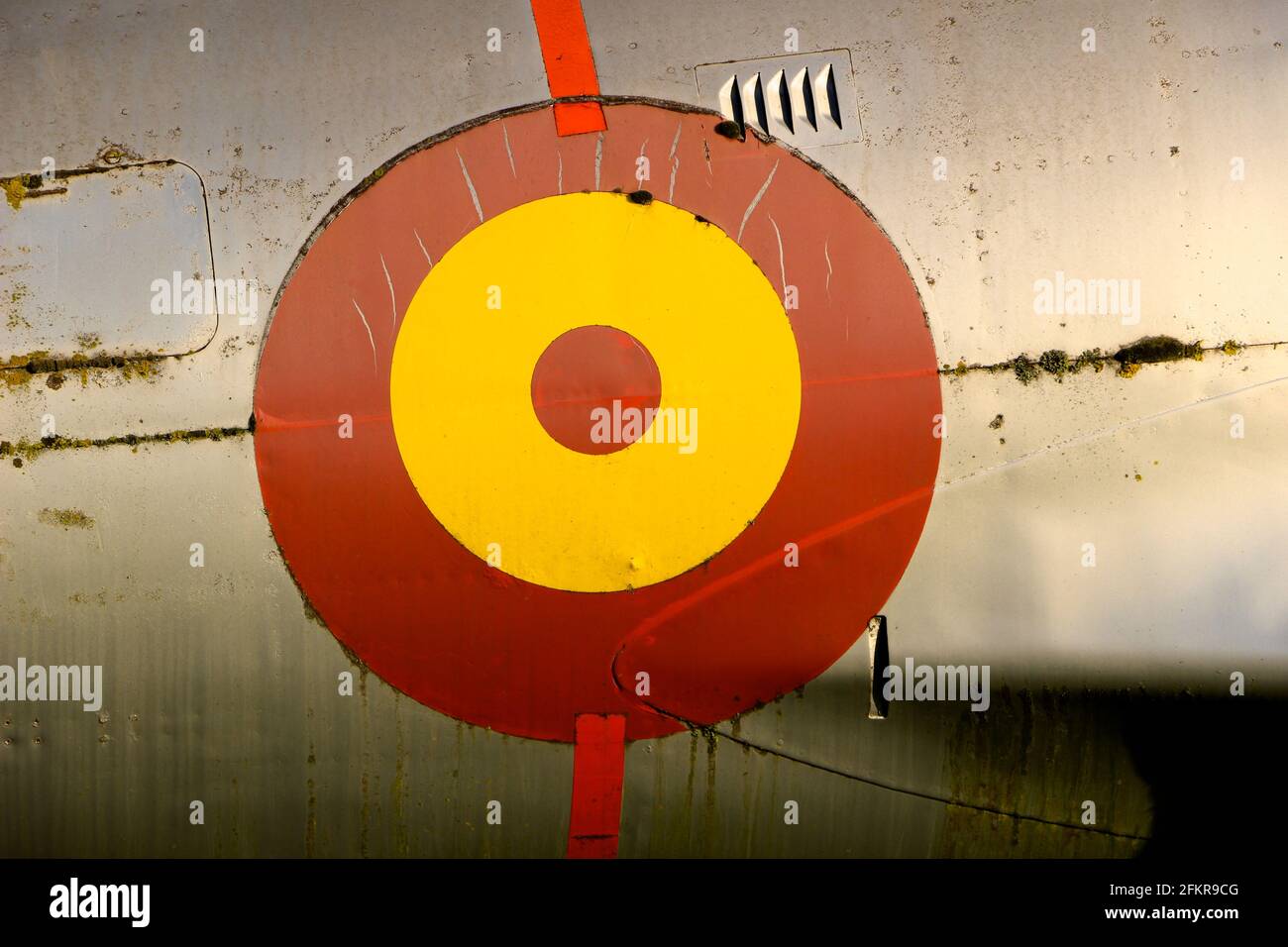 Cocarde sur une ancienne détérioration de l'armée de l'air espagnole Lockheed T-33 entraîneur de ...