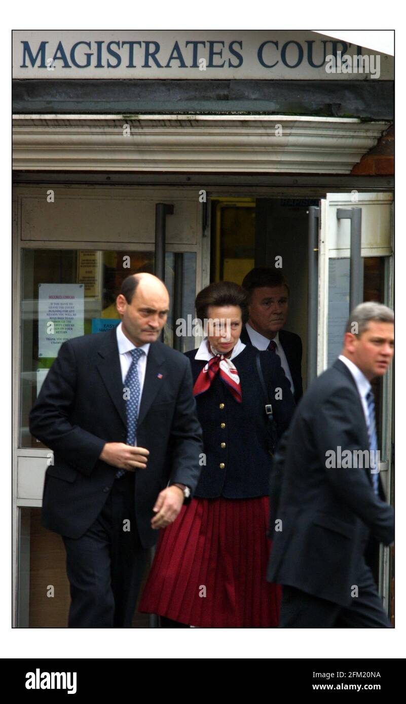La princesse Anne quitte le tribunal de la magistrature de Slough avec ...
