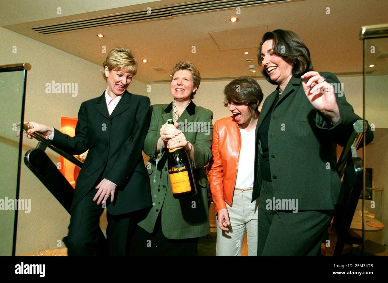 Liste lr toni Banque de photographies et d’images à haute résolution ...