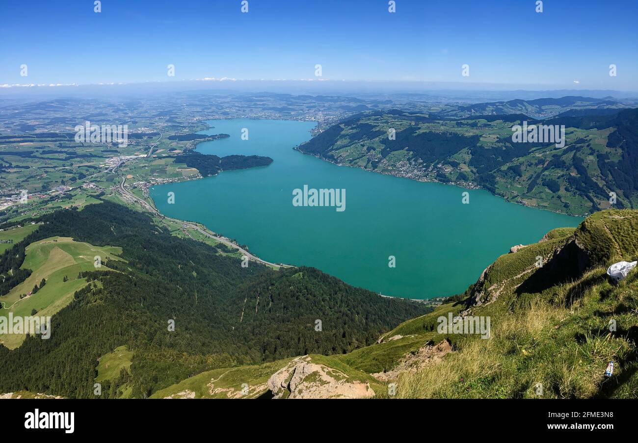 Lake lauerz Banque de photographies et d’images à haute résolution - Alamy
