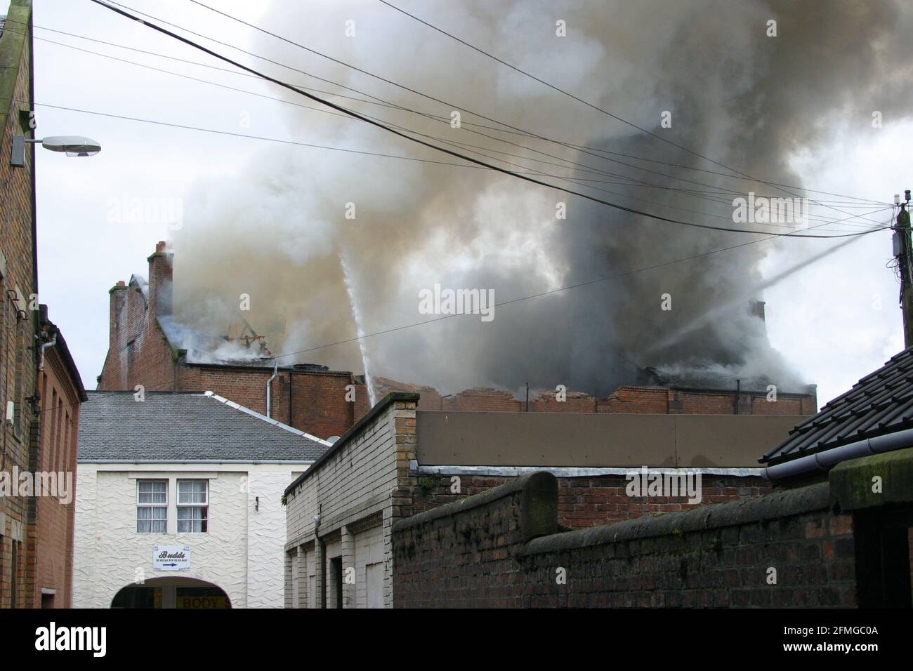 Bâtiment en feu à Ayr, Ayrshire, Écosse, Royaume-Uni. Pompiers et ...