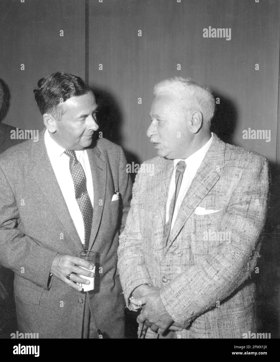 1950 1969 Banque de photographies et d’images à haute résolution - Page ...