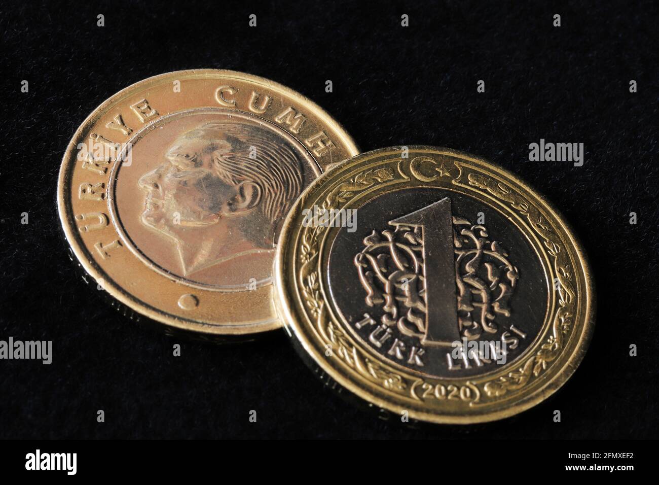 Symbole de la lire turque Banque de photographies et d’images à haute ...