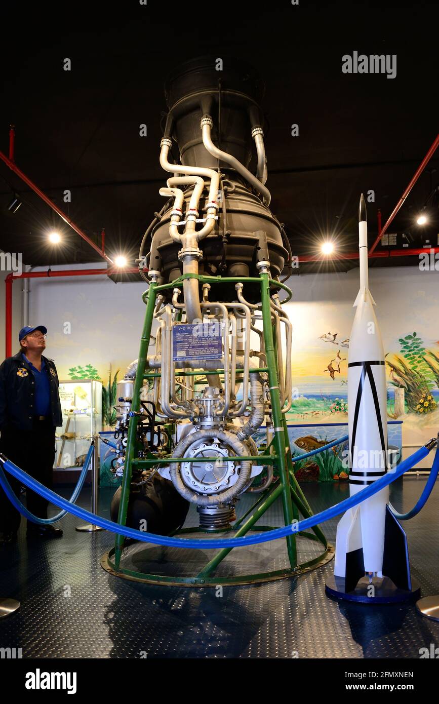 Moteur fusée V-2 et modèle à bascule, Launch Complex 26 Photo Stock - Alamy