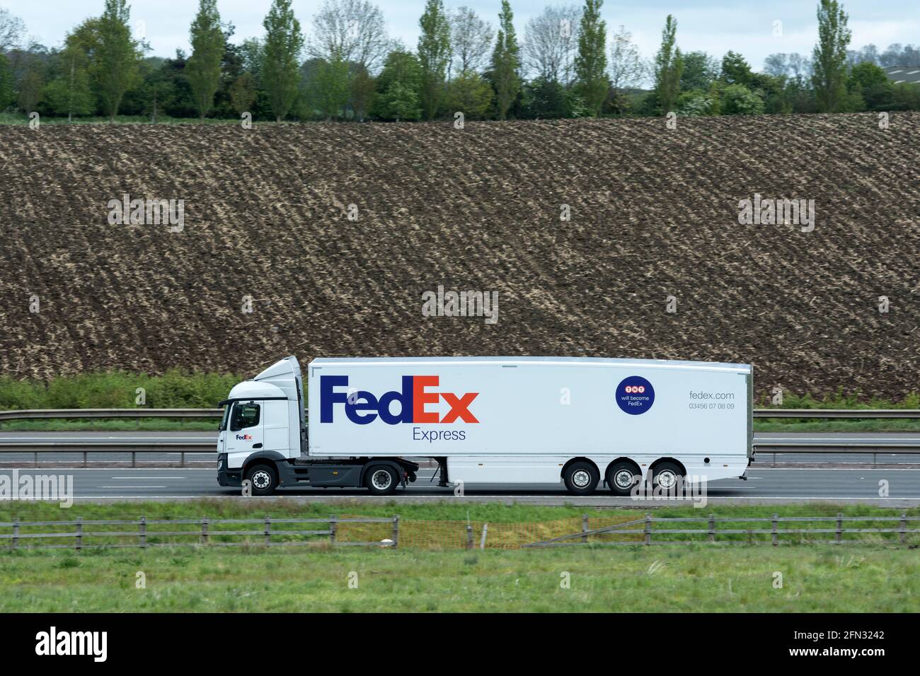 Fedex Lorry Banque d'image et photos - Alamy