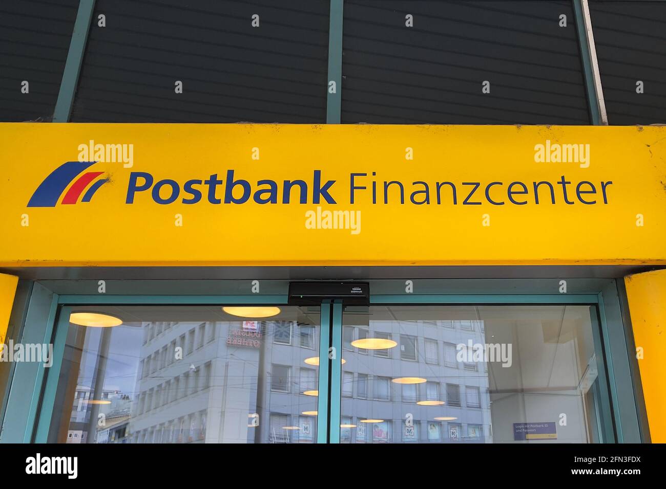 Banque postale Banque de photographies et d’images à haute résolution ...