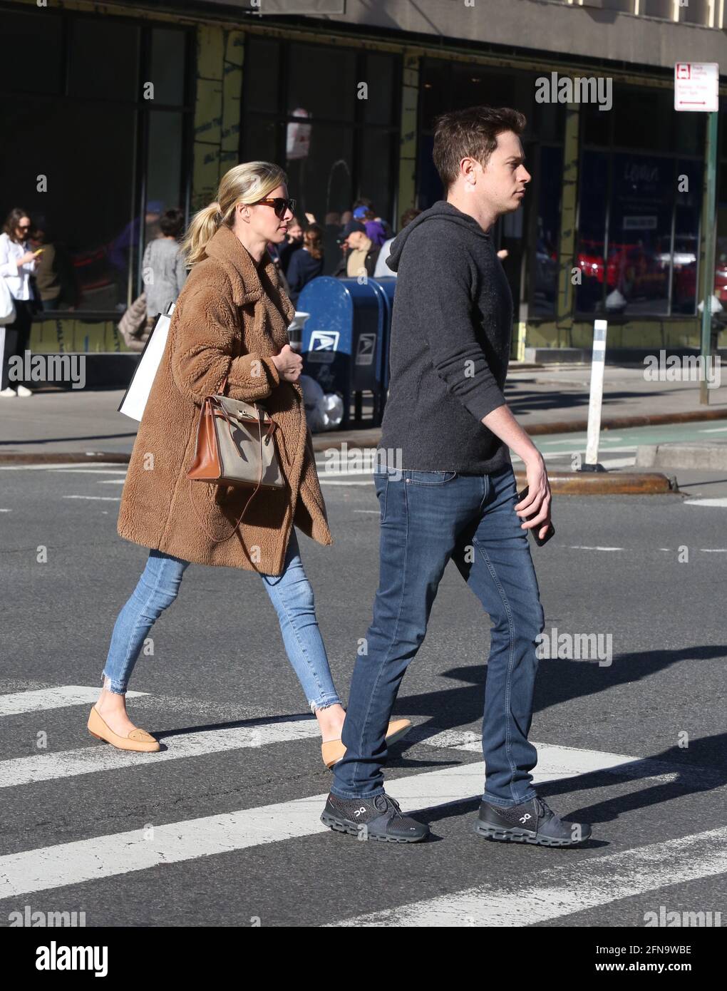 New York - NY - 01/12/2020 - Nicky Hilton Rothschild et son mari James ...