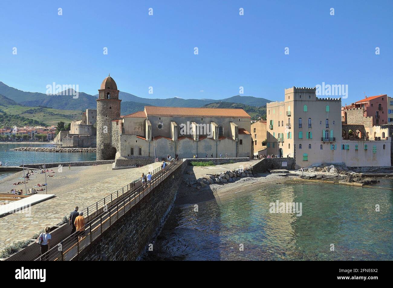 Seaside village perpignan Banque de photographies et d’images à haute ...